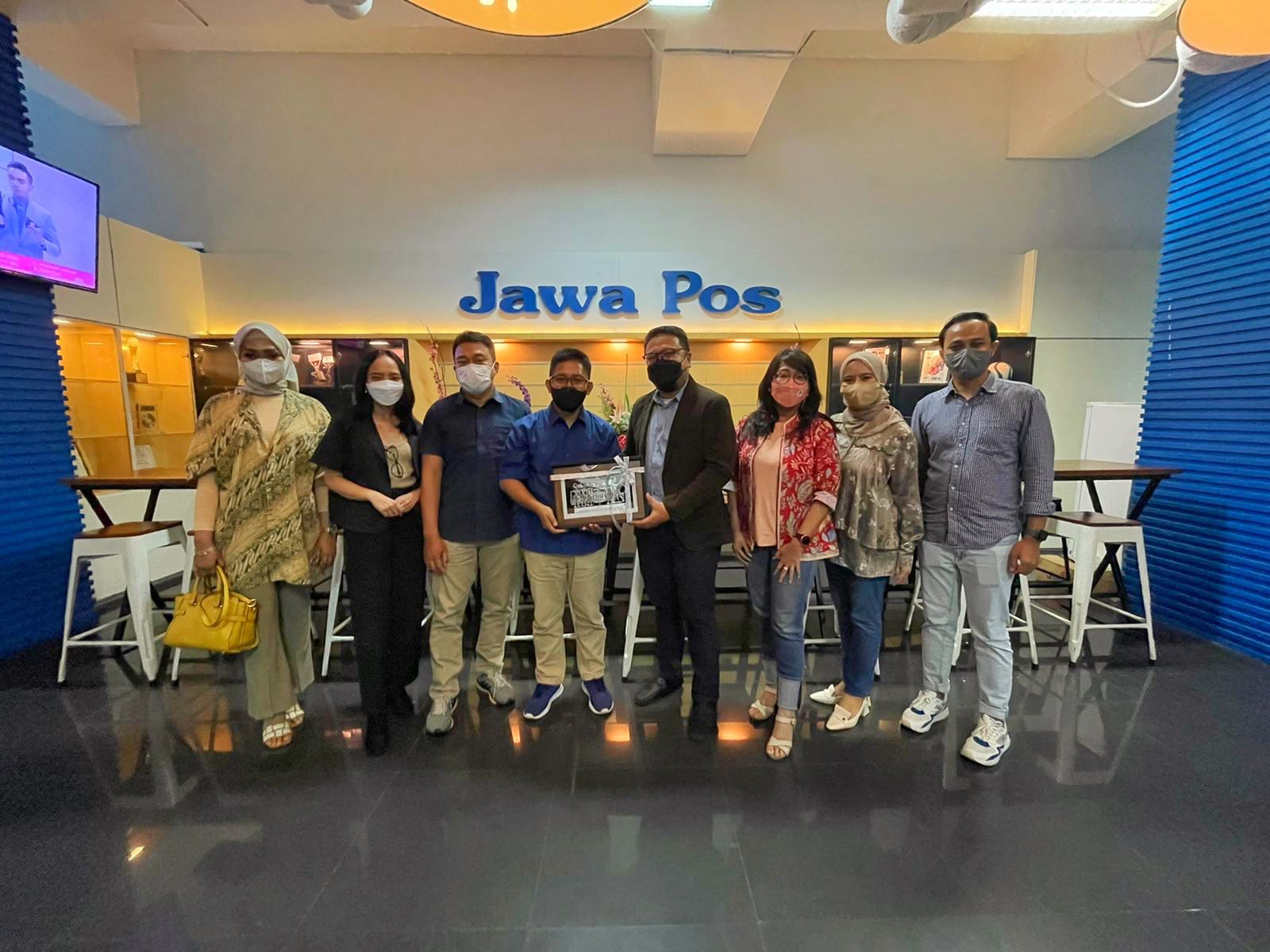 Lintasarta visits Jawa Pos, the leading media in East Java to establish ...